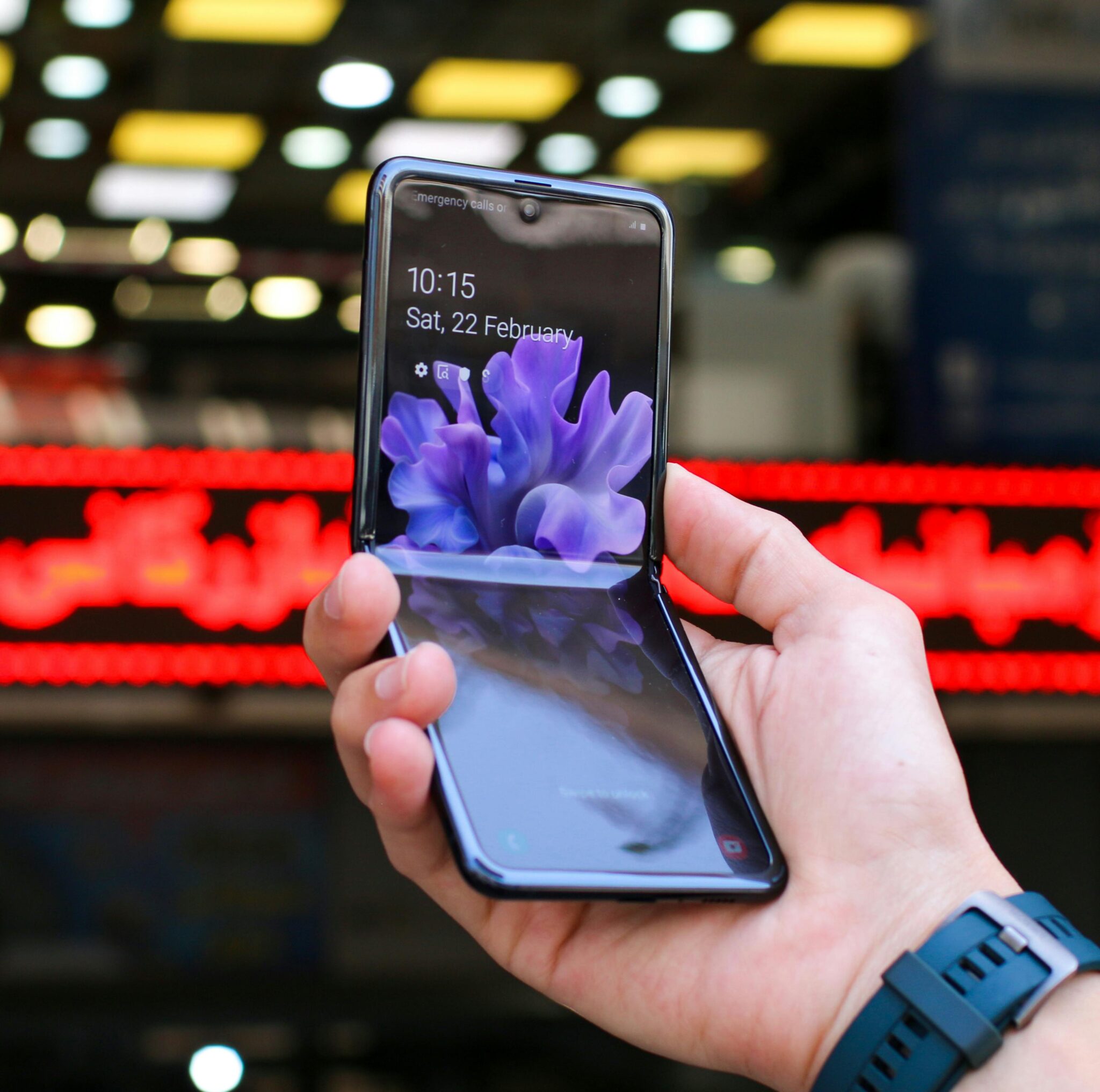 5 Best Foldable Phones 2026: Proven Expert Picks With Tested Durability ...